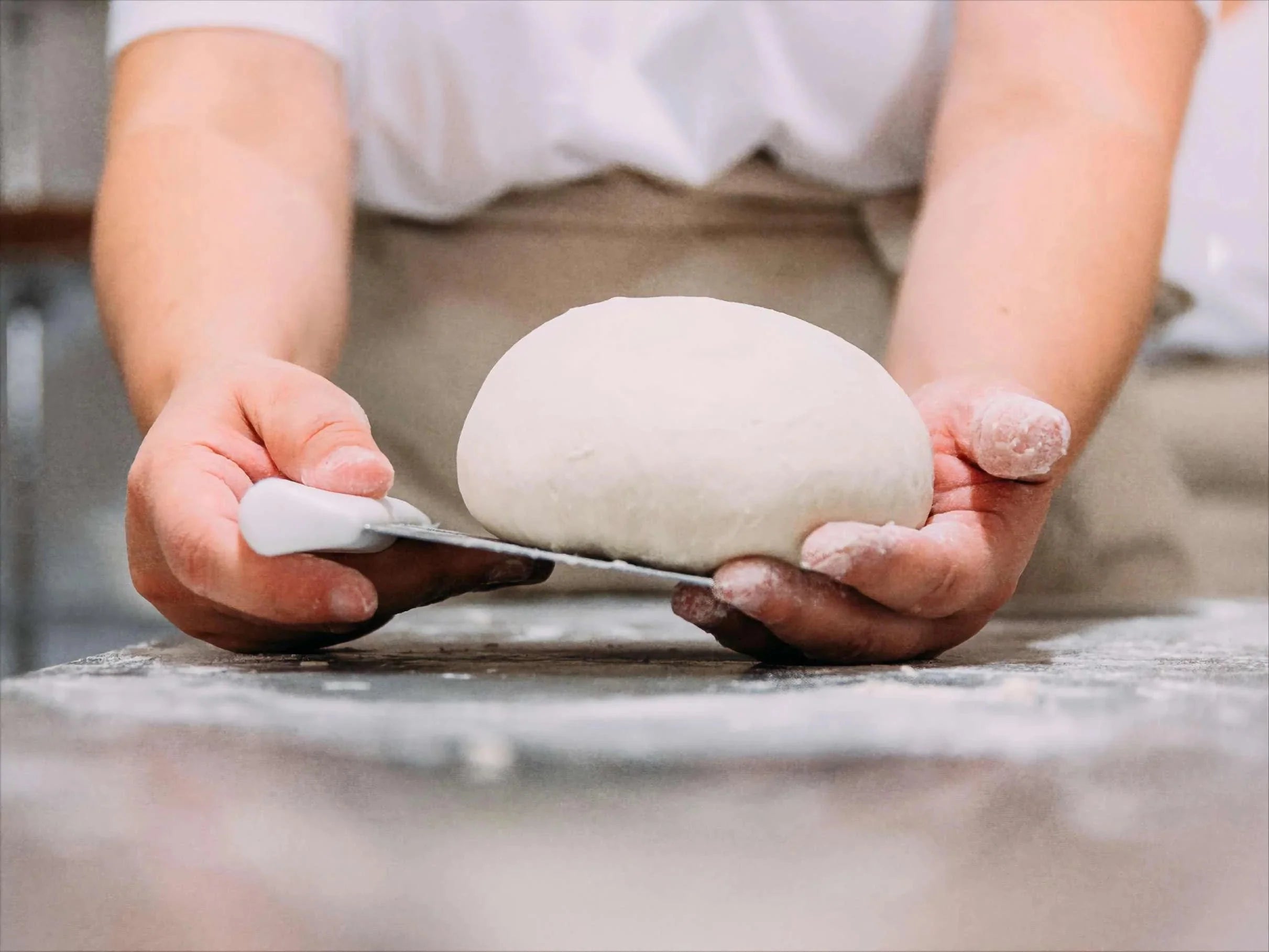 How to Ball Pizza Dough: Easy Steps for Perfect Dough Balls – Pizzello